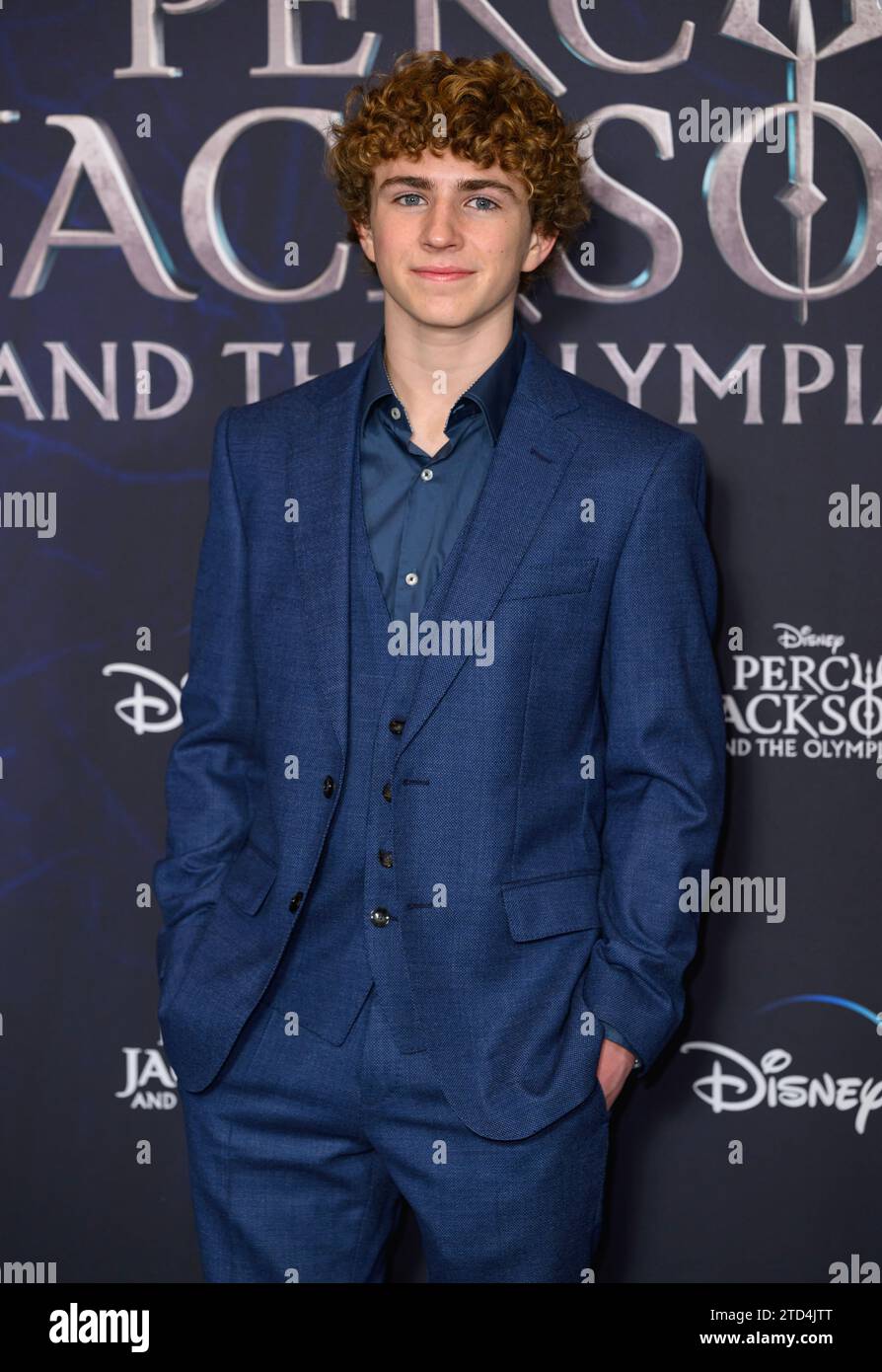 Walker Scobell Percy Jackson Et Les Olympiens Banque De Photographies