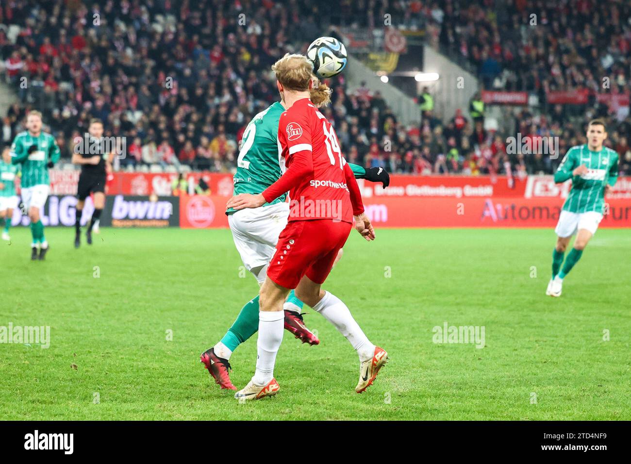 Lucas Brumme (RWE) Am ball. Fußball, 19. Spieltag 3 Liga saison 2023/ ...