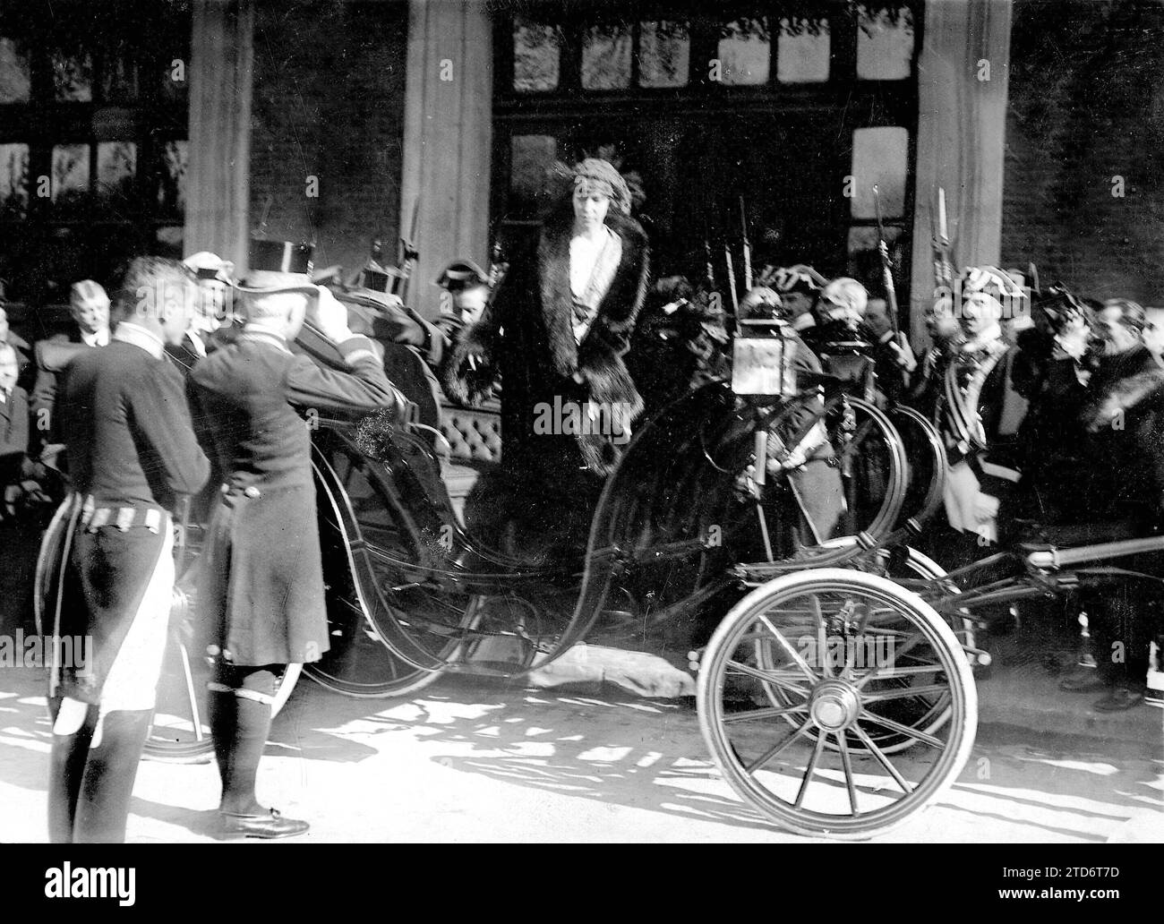 Isabelle de belgique reines Banque de photographies et d’images à haute ...