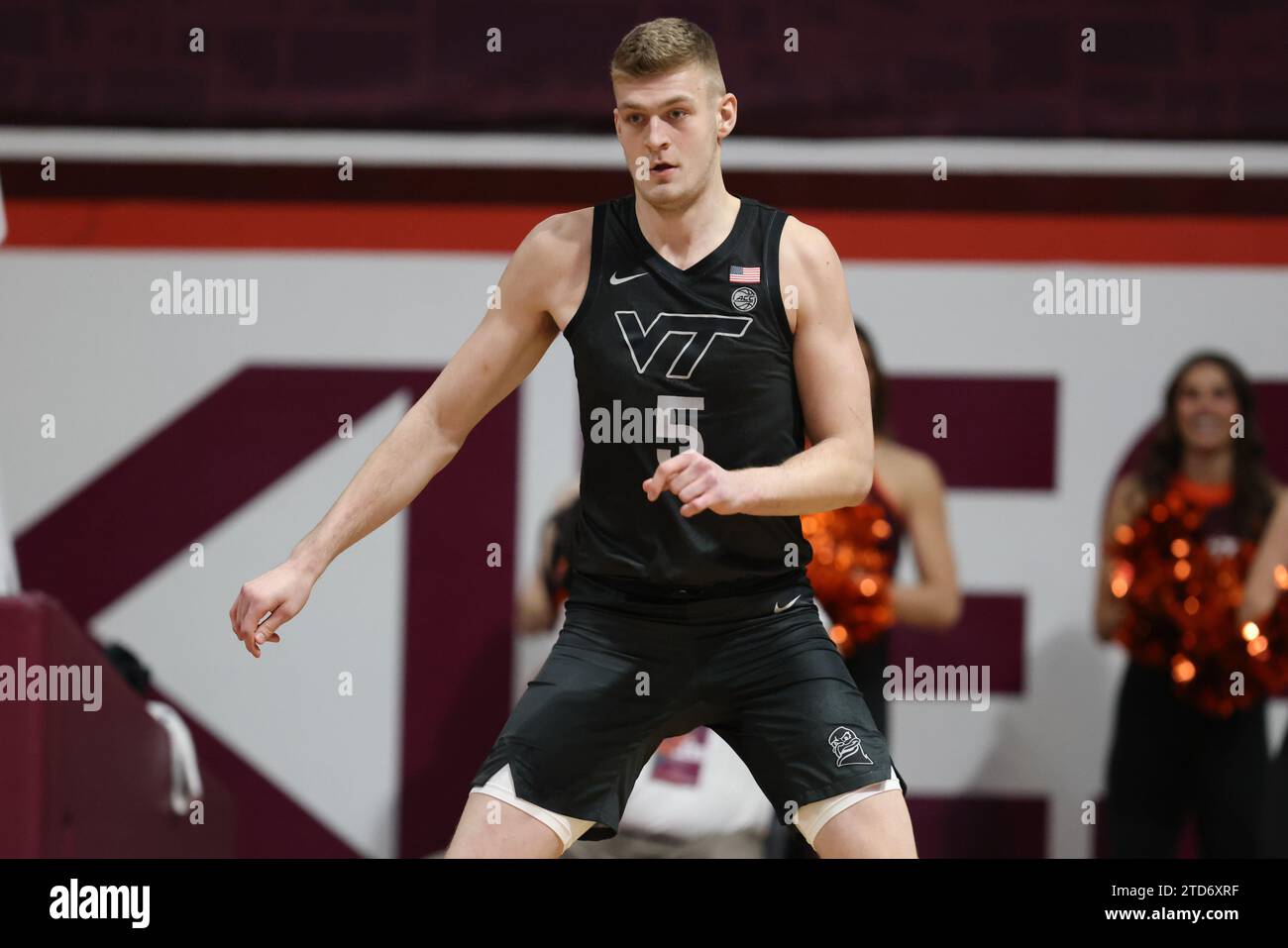 16 décembre 2023 : Patrick Wessler (5), centre de basket-ball masculin ...