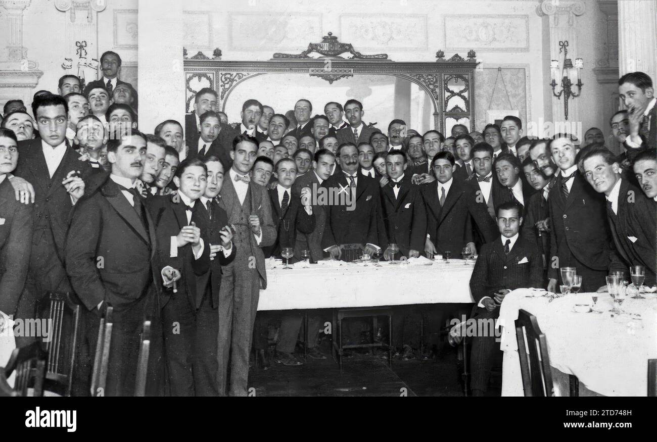 11/21/1917. Au restaurant Maxim'S, à Madrid. Professeur M. Antonio ...