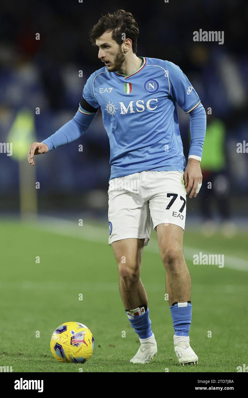 L'attaquant Khvicha Kvaratskhelia du SSC Napoliâ€™contrôle le ballon ...