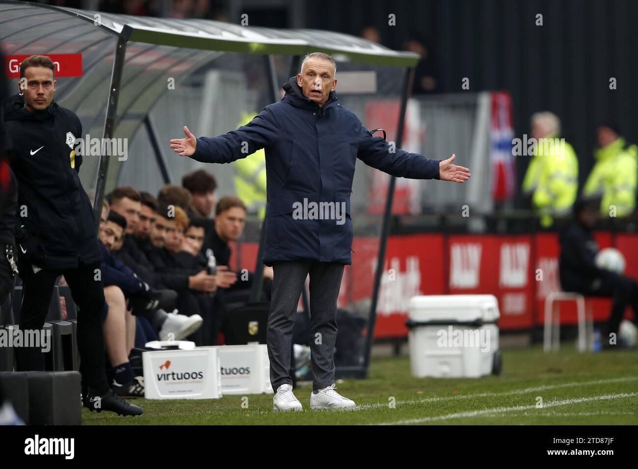 ALMERE - entraîneur de vitesse Edward Sturing lors du match néerlandais ...