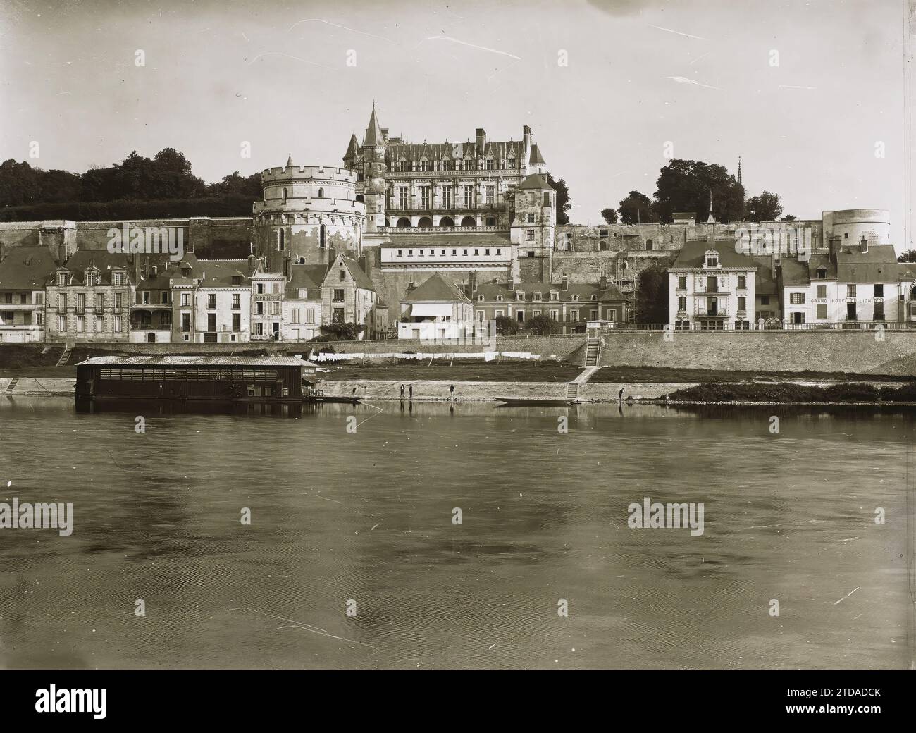 Amboise, France vue générale du château, au premier plan, Loire ...
