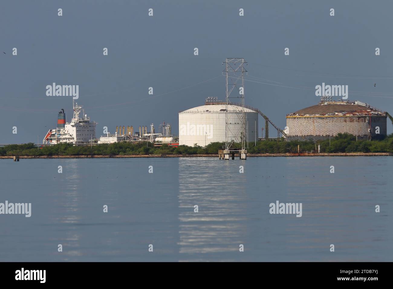 CABIMAS-VENEZUELA-05-12-2023. Un pétrolier est vu dans le terminal dans ...