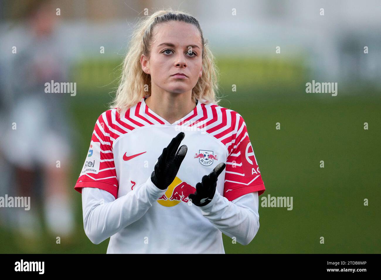 Jenny Hipp (RBL, 19), Einzelbild, Einzelfoto, Aktion, action, 17.12. ...