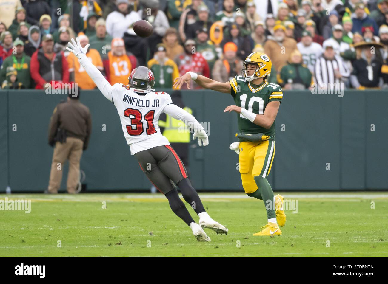 17 décembre 2023 : le quarterback Jordan Love (10) des Packers de Green ...