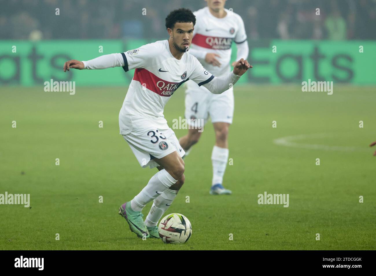 Warren Zaïre-Emery du PSG lors du match de championnat de France de Ligue 1 entre le LOSC Lille ...