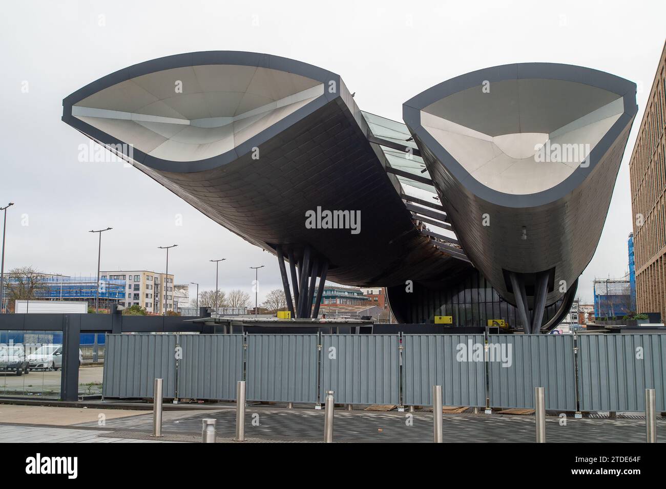 Slough, Berkshire, Royaume-Uni. 16 décembre 2023. La gare routière de ...