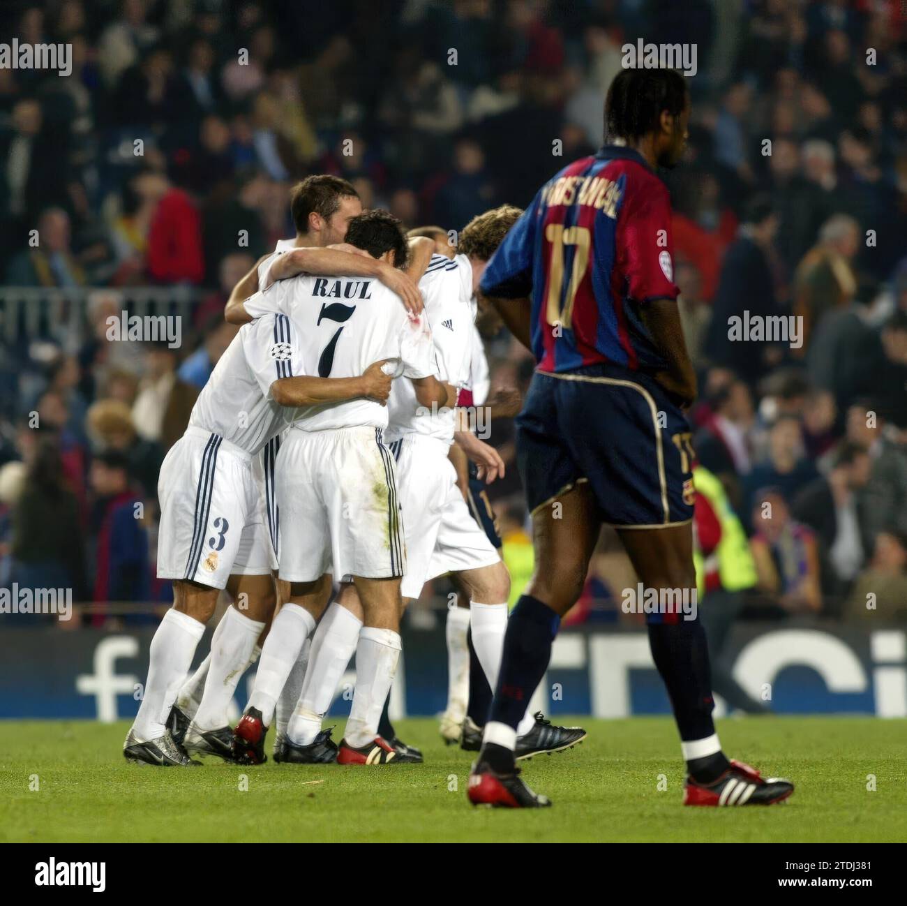 Roberto carlos real madrid 2002 Banque de photographies et d’images à ...