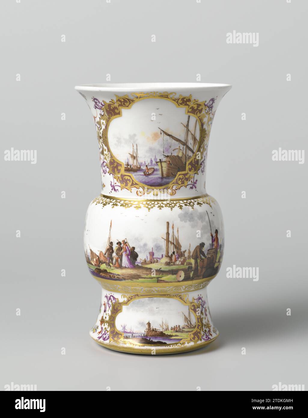 Deux vases, manufacture de porcelaine Meissener, c. 1735 vase en ...