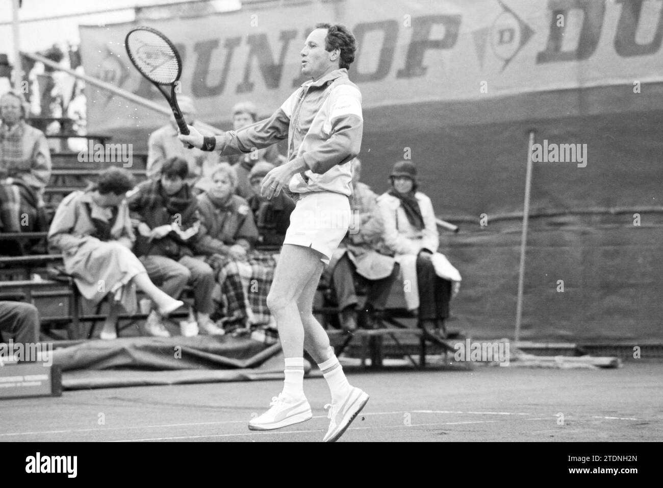 Match de tennis tom okker Banque de photographies et d’images à haute ...