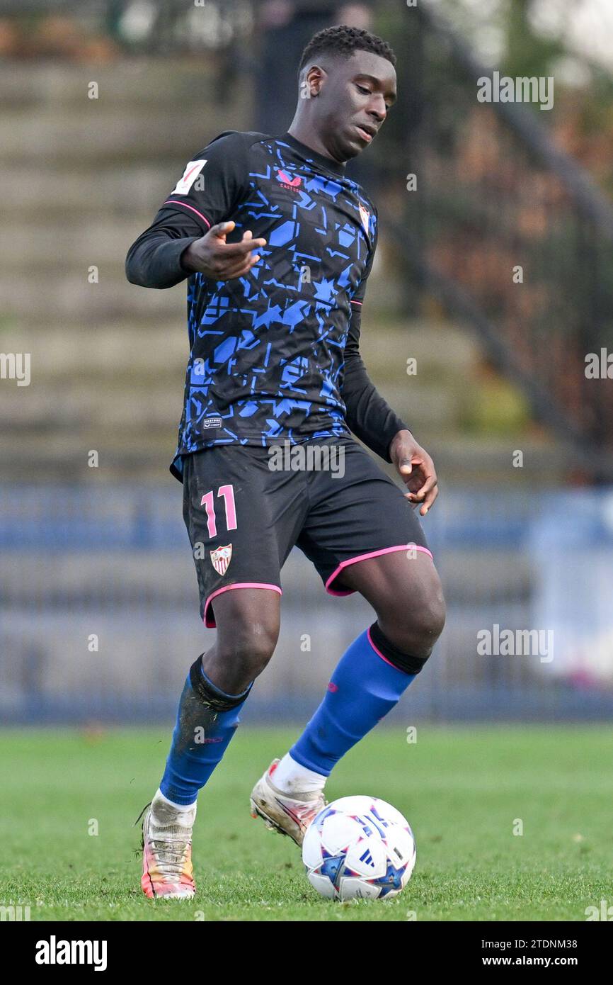 Ibrahima Sow (11 ans) de Séville photographié lors du match de la ...