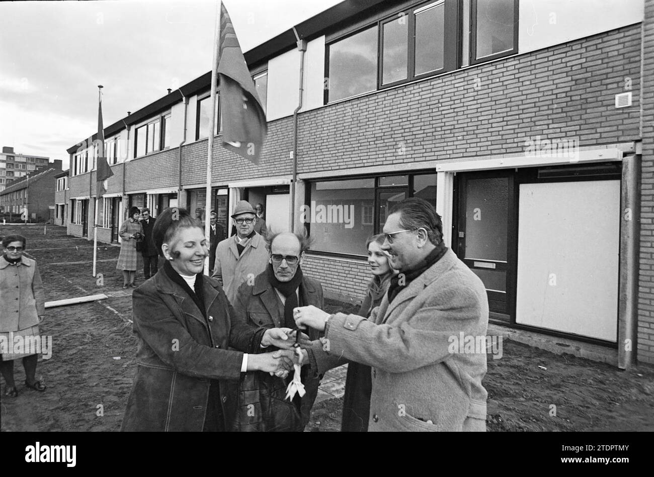 Transfert d'une maison à Jekerstraat, Beverwijk, Maisons et ...