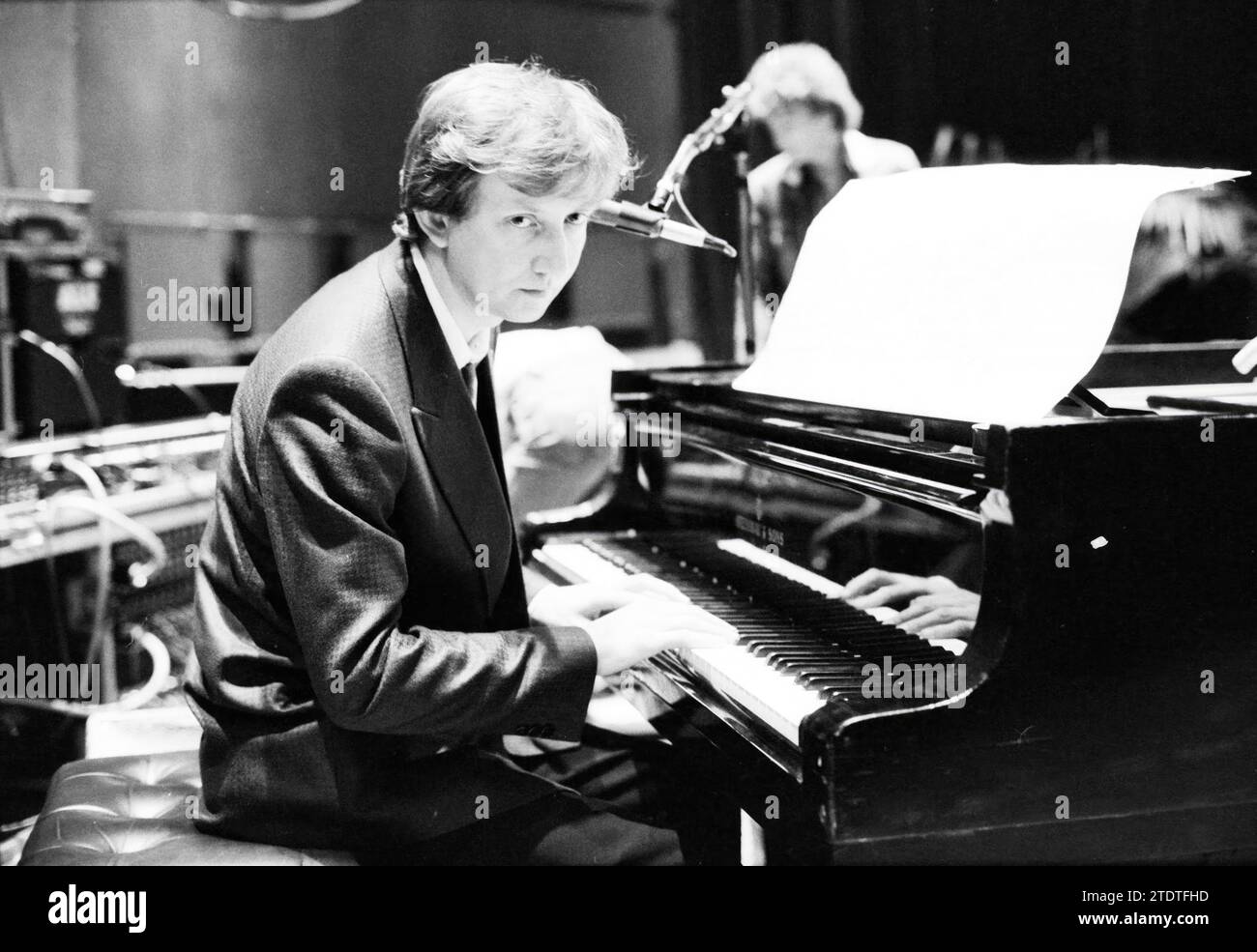 Wim mertens Banque de photographies et d’images à haute résolution - Alamy