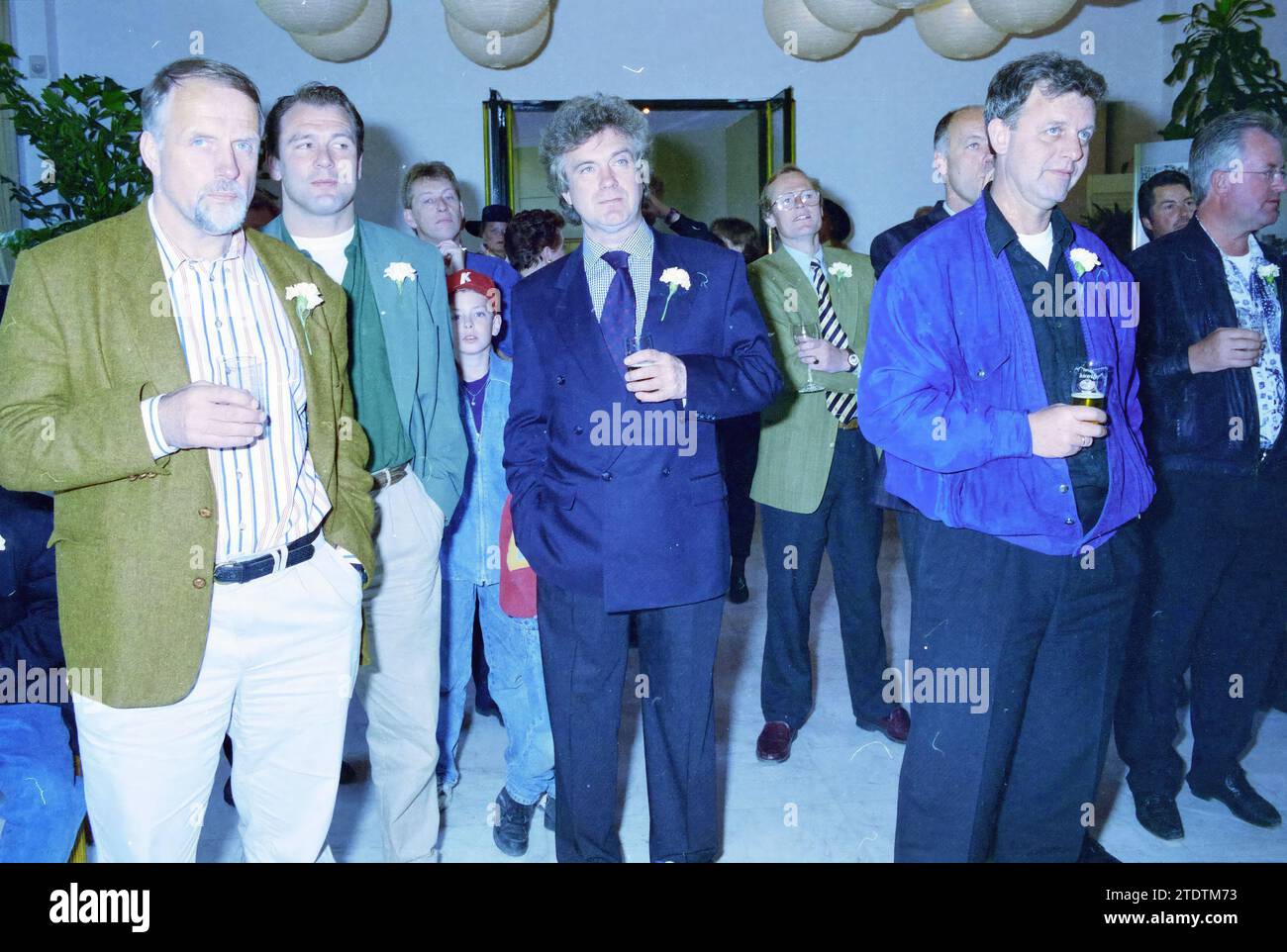 50 ans de United photos de Boer avec dévoilement de la statue de Poppe de Boer. Créé par Kees ...