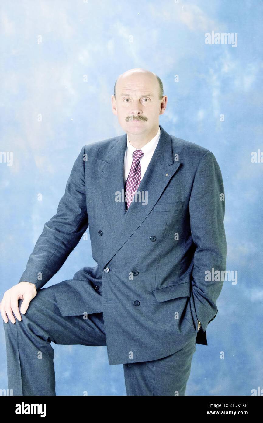 Portraits Ben prijs, 21-11-1999, Whizgle News from the Past, taillé ...