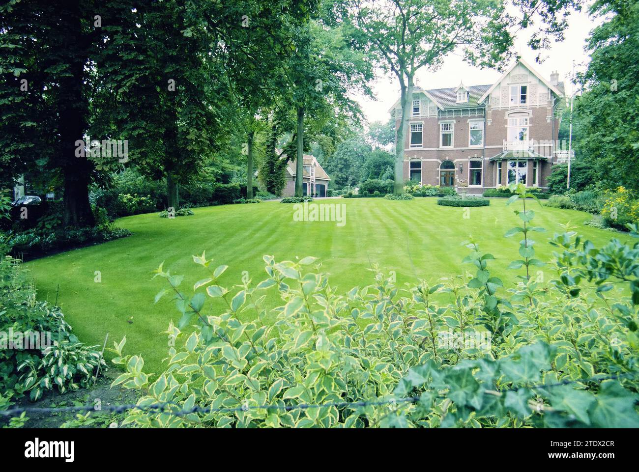 Maison Gatsonides, début Boekenroodeweg, Aerdenhout. Maus Gatsonides ...