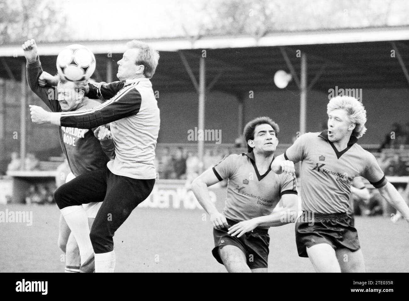 VSV - Kennemeren, Voetbal V.S.V., Velsen, Stormvogels, 05-05-1984 ...