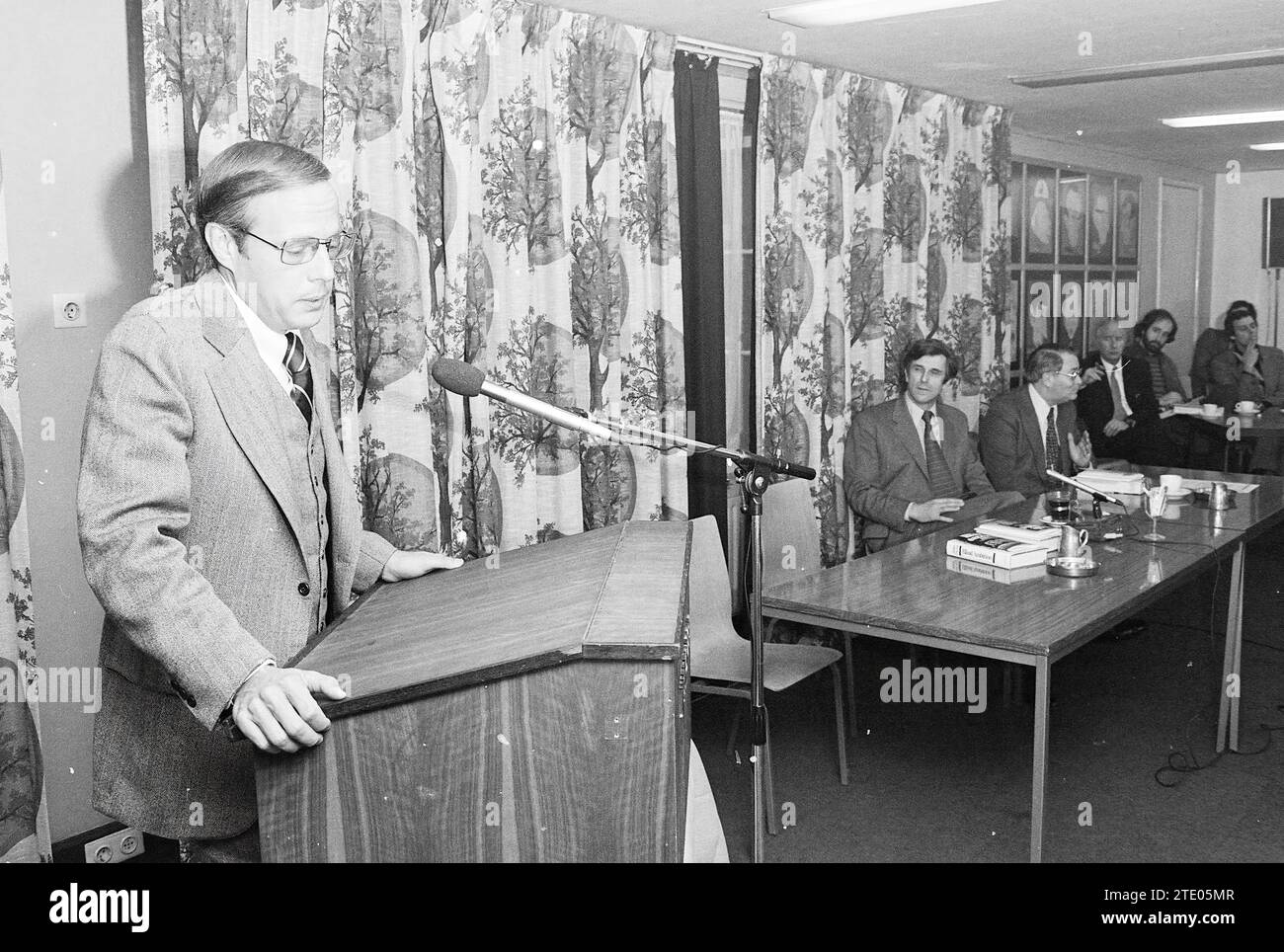 Livre john dean watergate Banque de photographies et d’images à haute ...