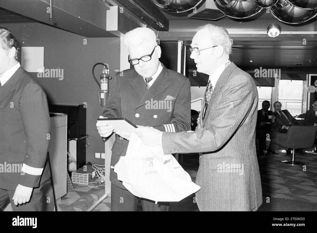 750,000e bateau en écluse, Tor Scandinavia, Ships, 16-02-1978, Whizgle ...