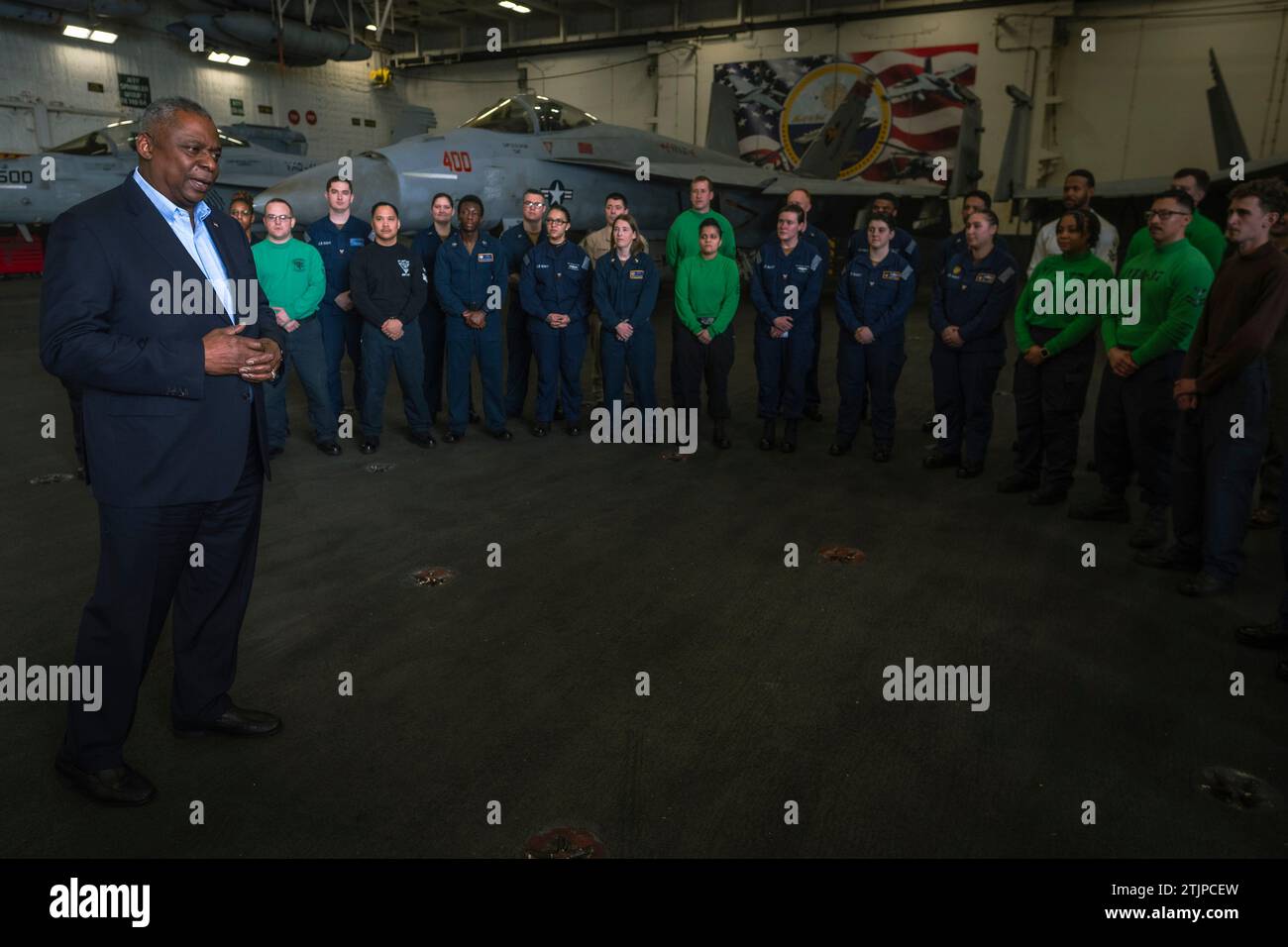USS Gerald R Ford, États-Unis. 20 décembre 2023. Le secrétaire ...