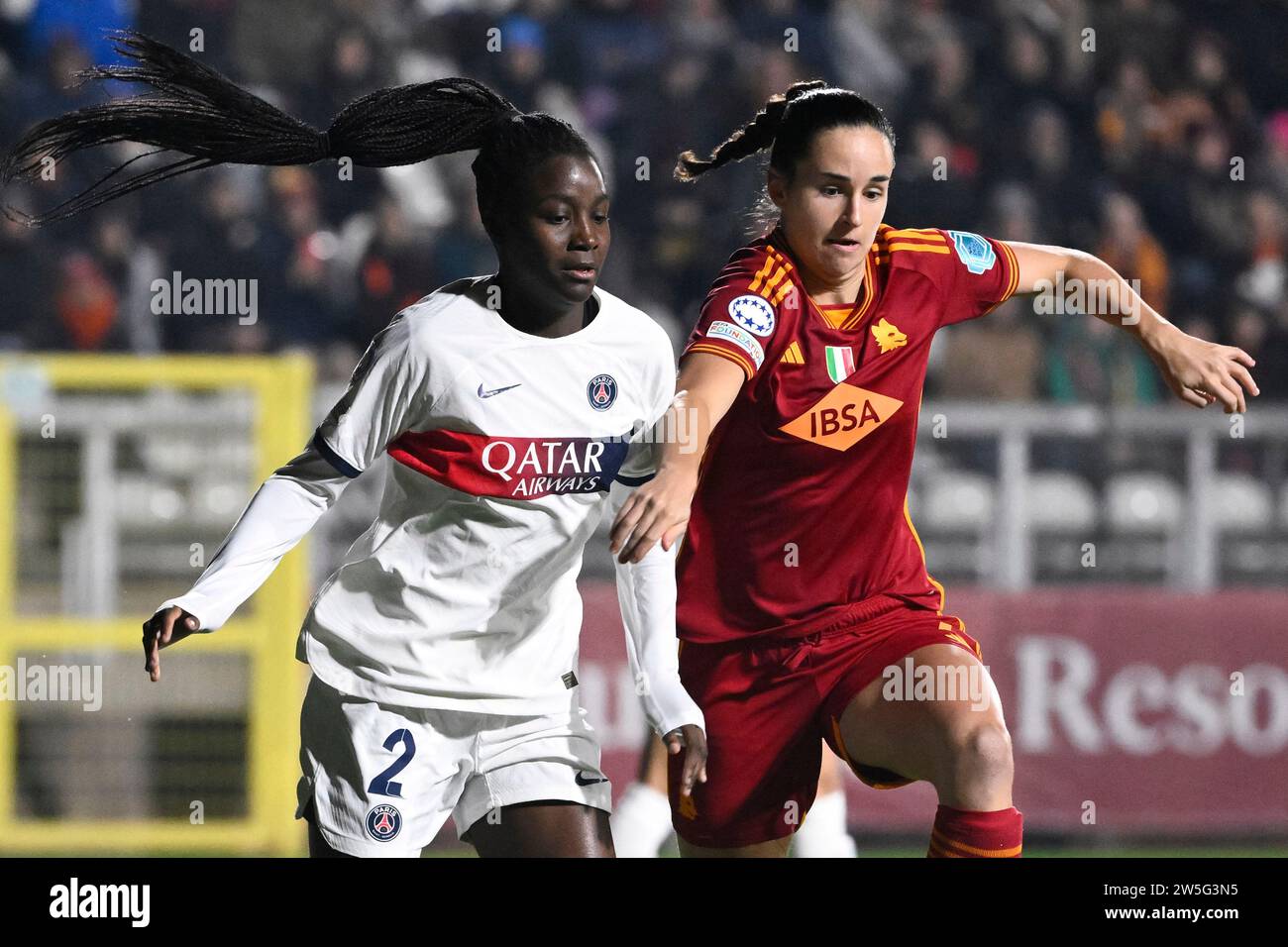 Thiniba Samoura du Paris Saint Germain et Evelyne viens de l’AS Roma ...