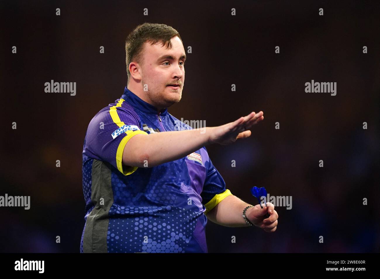 Luke Littler réagit lors de son match contre Andrew Gilding (non ...
