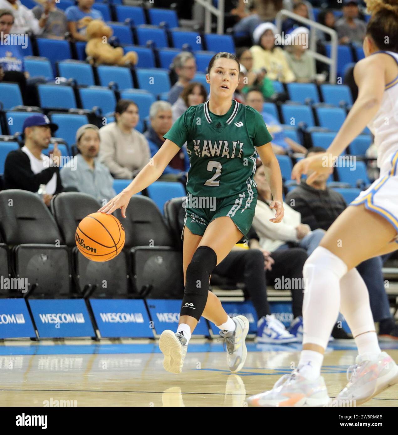 21 décembre 2023 - la garde Hawai'i Rainbow Wahine Ashley Thoms #2 lors ...