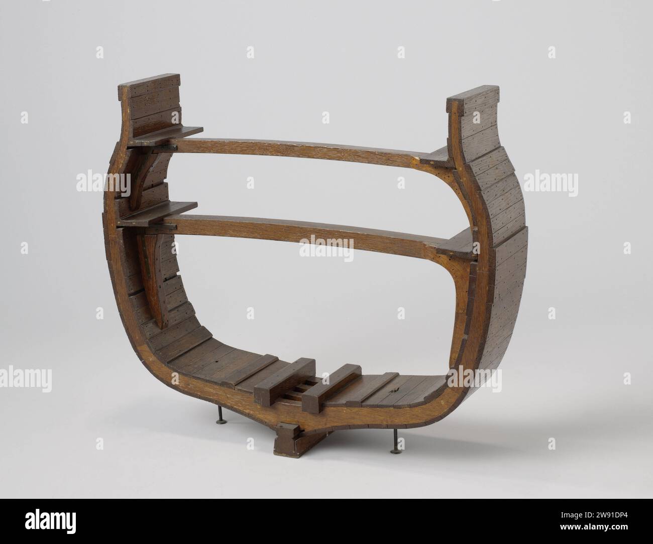 Modèle d'une section de coque à la structure principale, anonyme, c ...