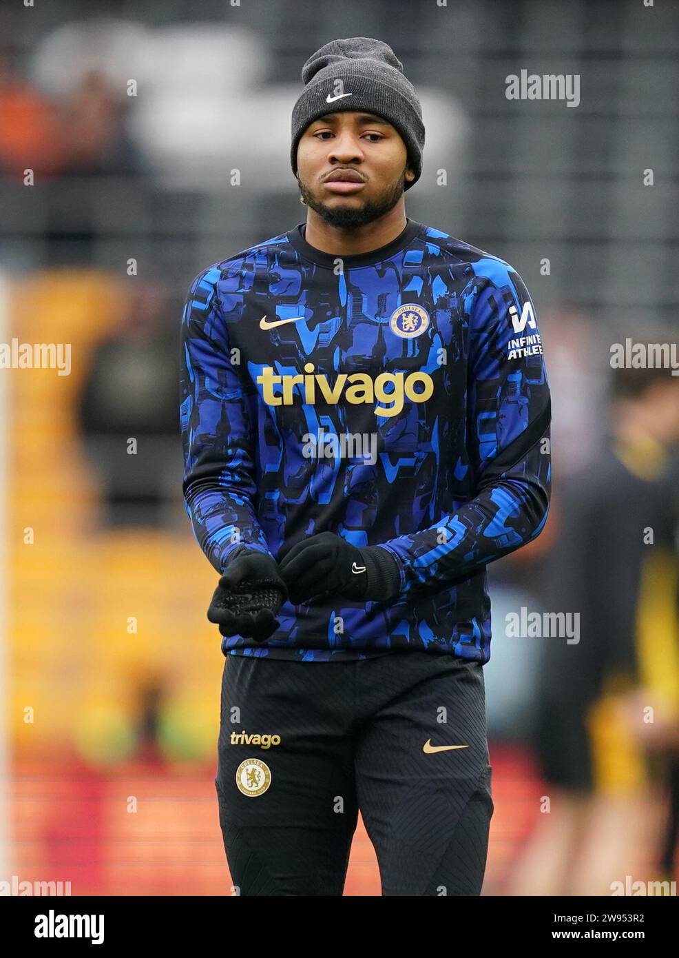 Christopher Nkunku de Chelsea s'échauffera avant le coup d'envoi avant ...