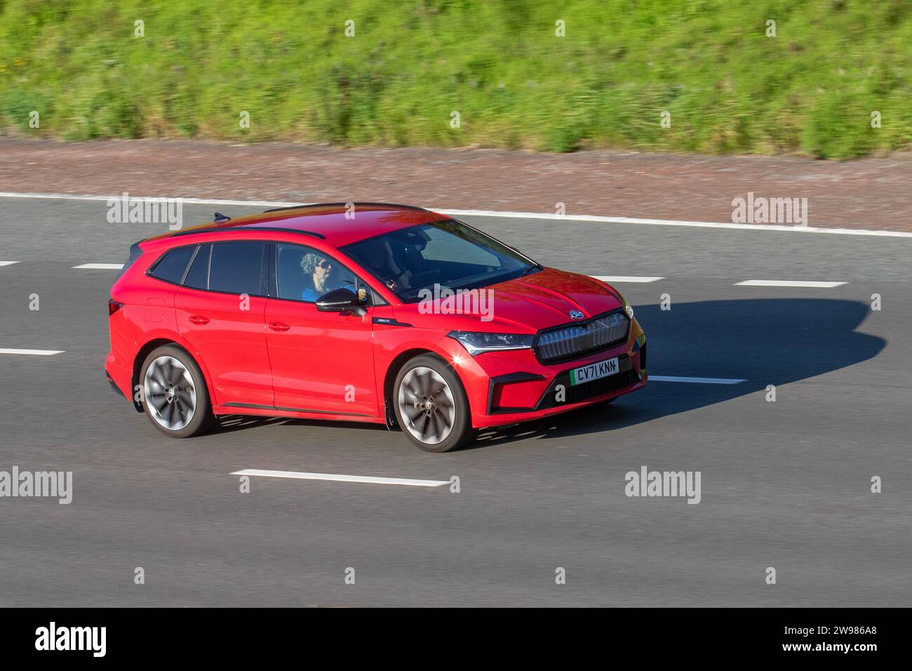 Skoda enyaq Banque de photographies et d’images à haute résolution - Alamy