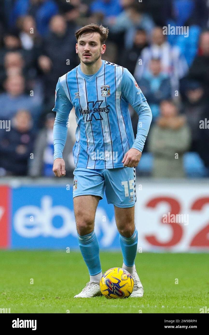 Coventry, Royaume-Uni. 26 décembre 2023. Le défenseur de Coventry City ...