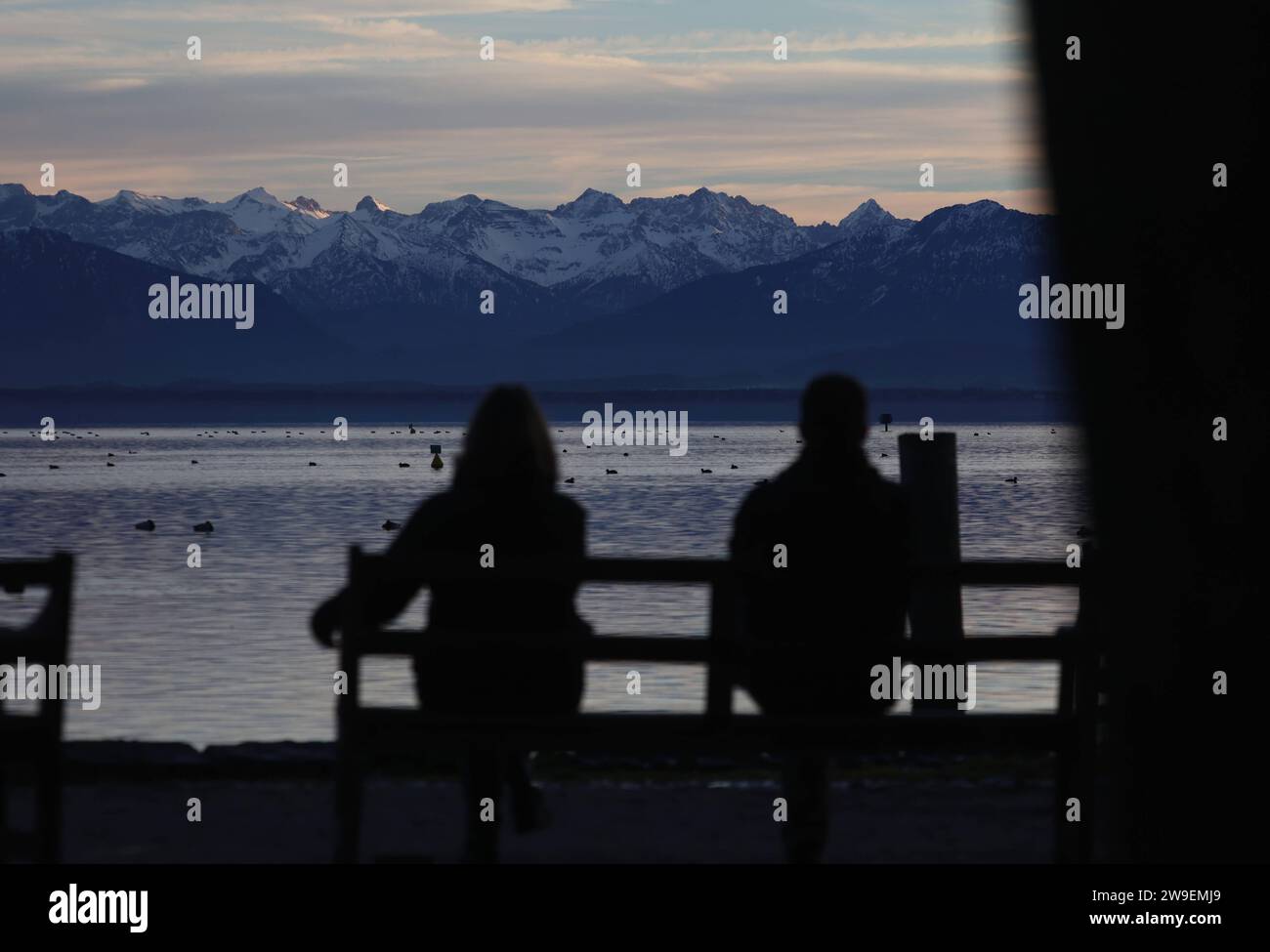 Feldafing, Bayern, Deutschland 27. Dezember2023 : Ein Wintertag BEI ...