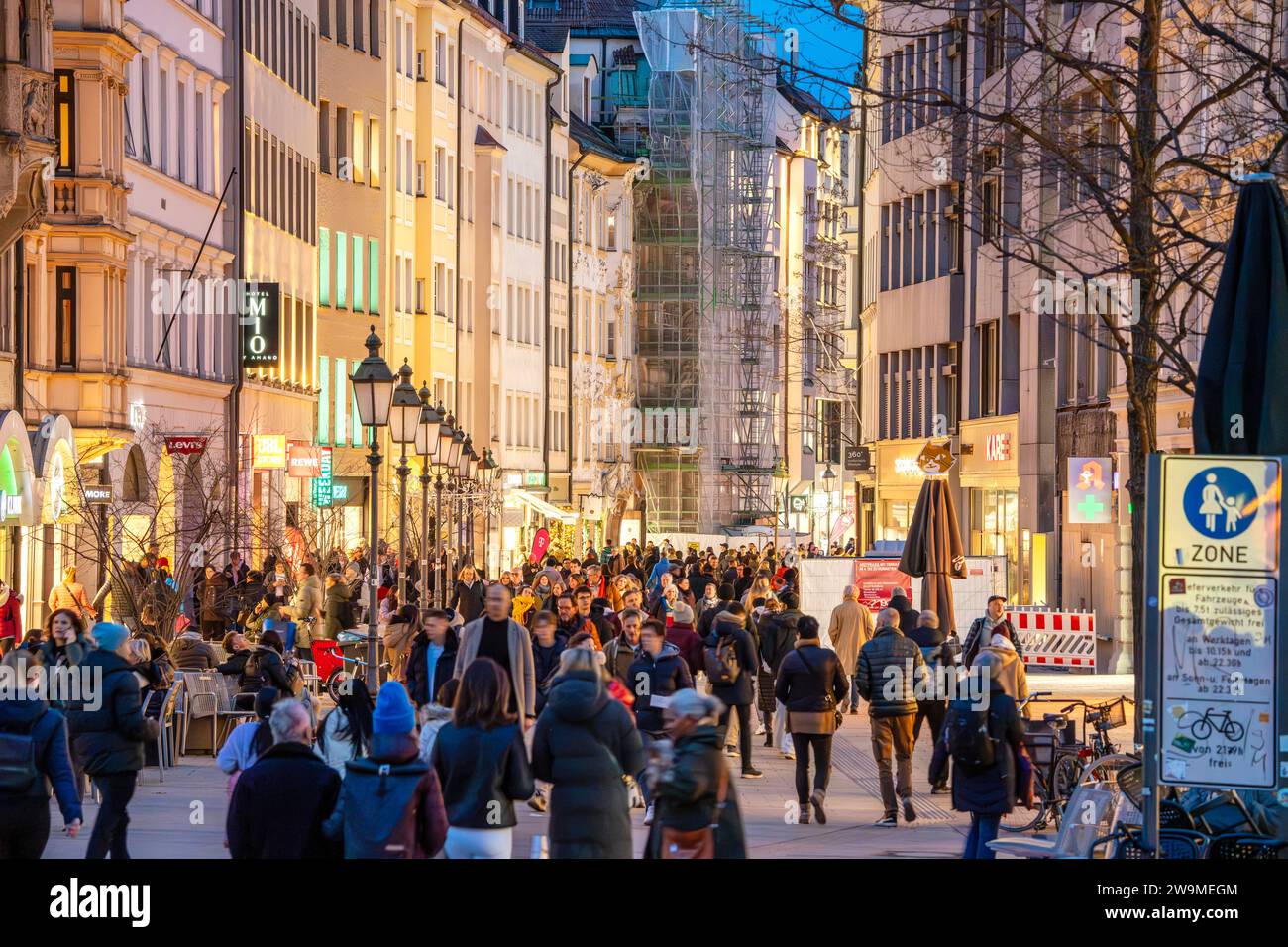 Munchen Late Night Shopping 2023