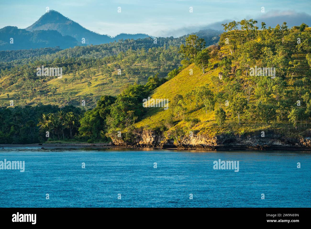 Pulau komba Banque de photographies et d’images à haute résolution - Alamy