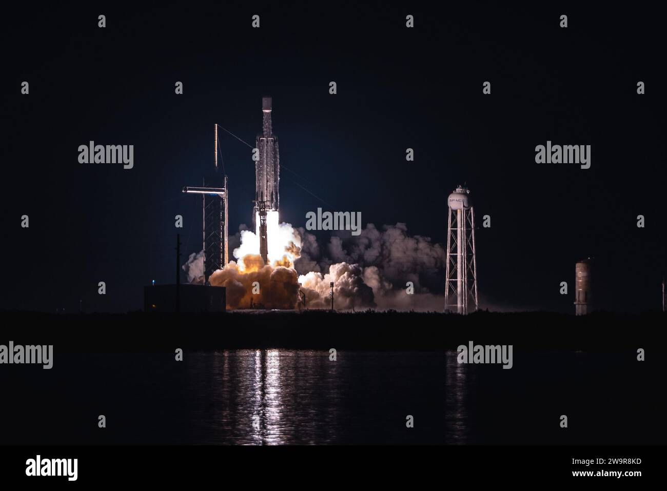 Le programme National Security Space Launch lance avec succès la ...