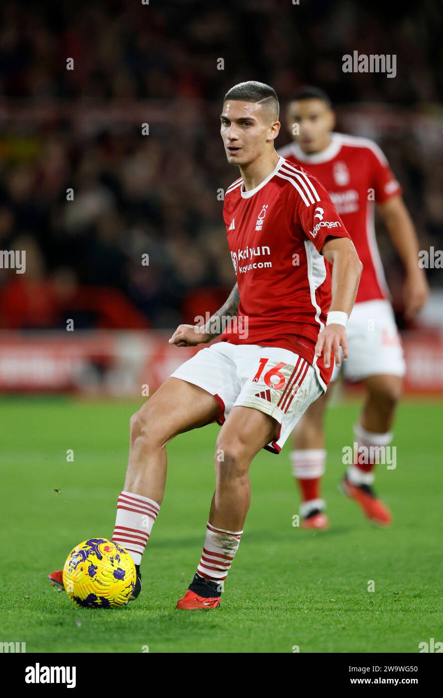 Nicolas Dominguez de Nottingham Forest lors du match de Premier League ...