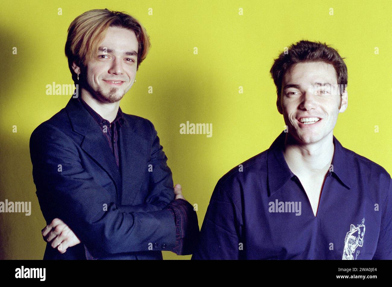 Milan Italie 1998-02-15 : Andrea Pezzi animatrice de télévision et Morgan chanteur et guitariste ...