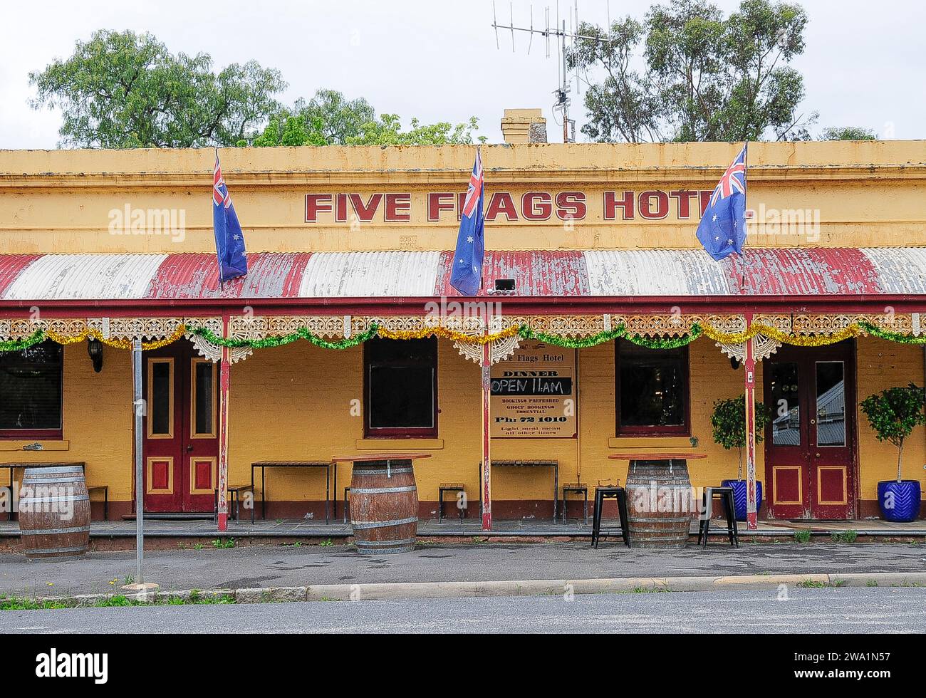 Five flags Banque de photographies et d’images à haute résolution - Alamy