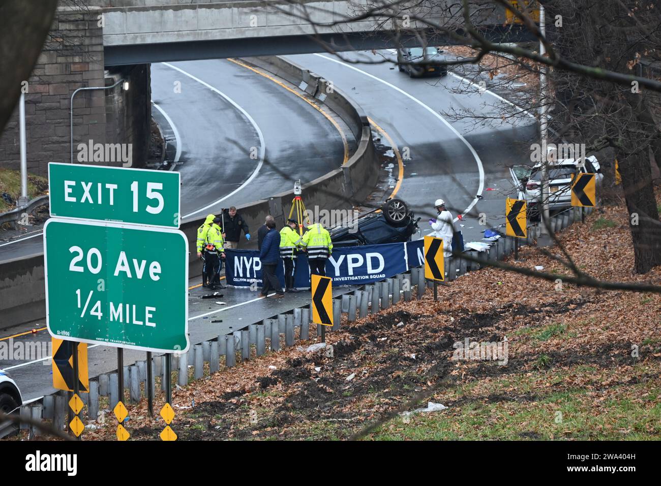 Queens, New York, États-Unis. 01 janvier 2024. Les autorités enquêtent ...