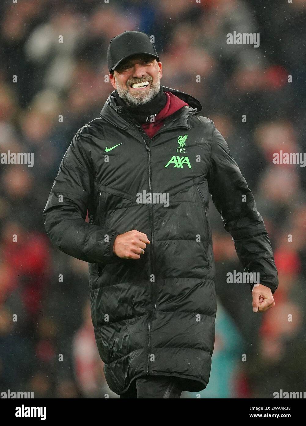 L'entraîneur de Liverpool Jurgen Klopp célèbre après le coup de sifflet ...