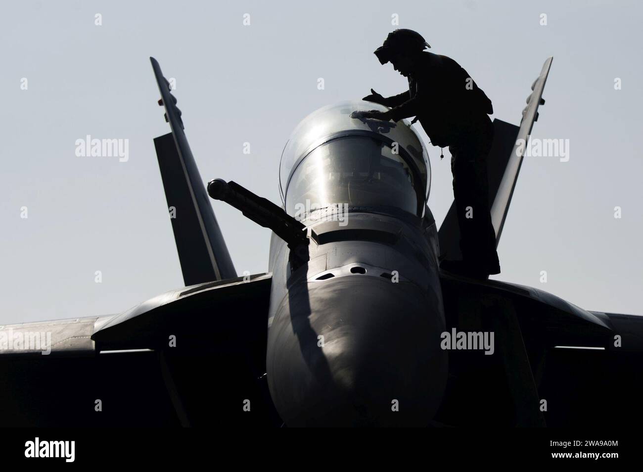 Forces militaires AMÉRICAINES. 180602UJ486-0001 ADRIATIC SEA (2 juin ...