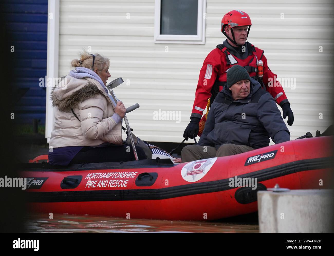 Northamptonshire les pompiers et les services de secours sauvent les ...