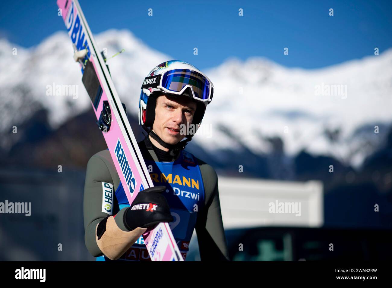 Halvor Egner Granerud (Norwegen) auf dem Weg zur Schanze, AUT ...