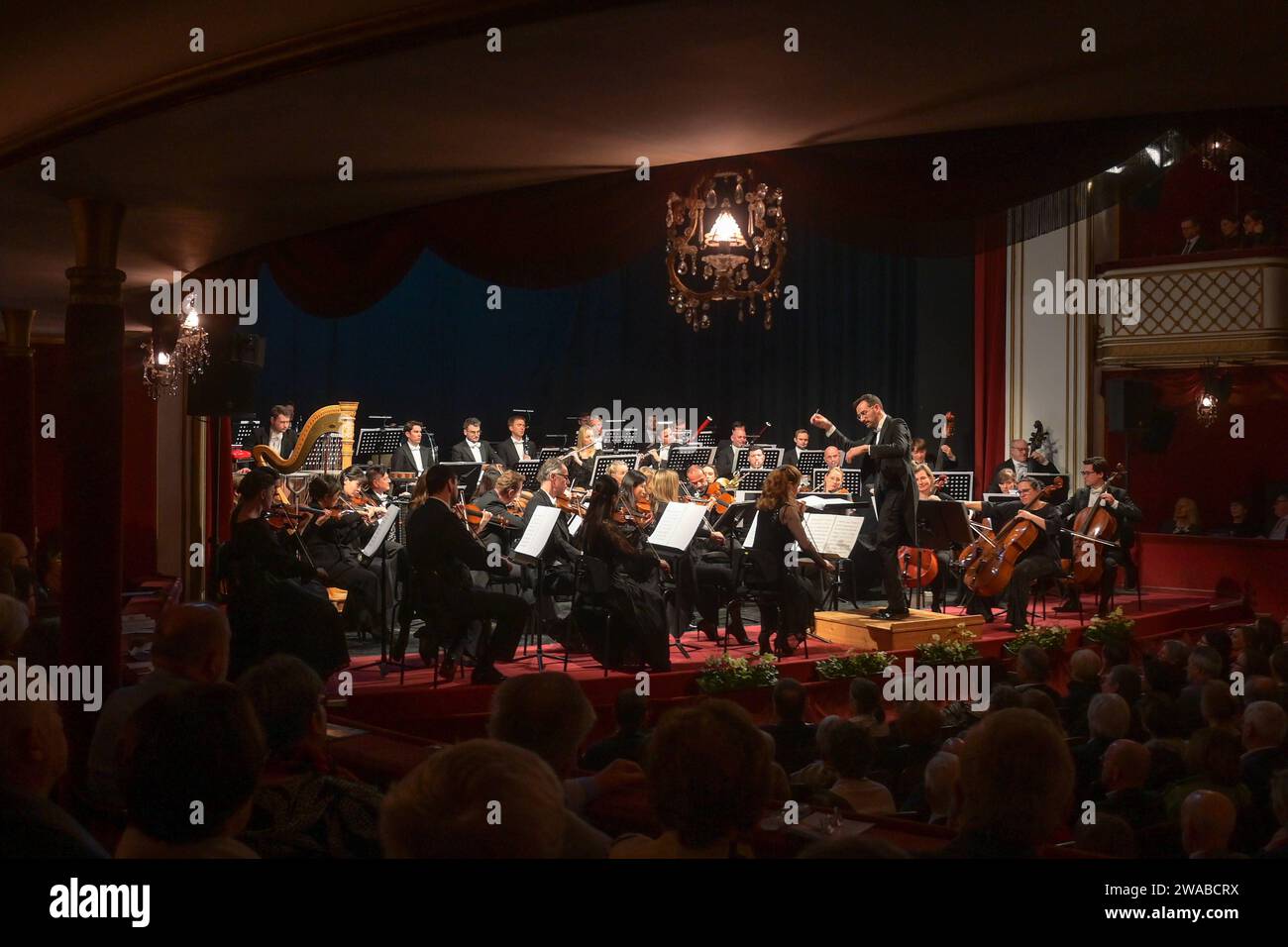 Neujahrskonzert der Stadt Gmunden mit dem radio Symphonieorchester Wien, im Stadttheater Gmunden ...