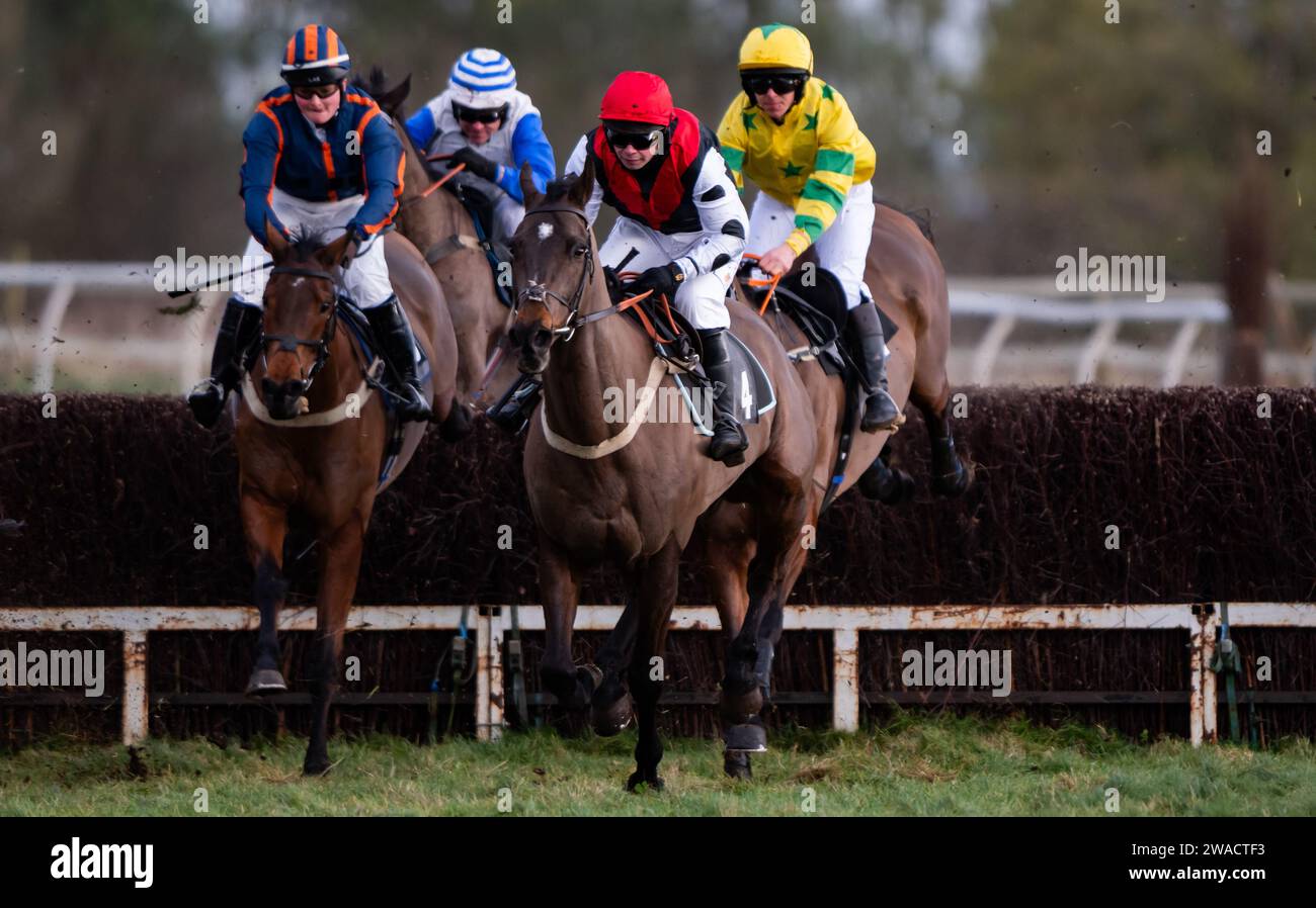 Action depuis l'hippodrome de Larkhill, Wiltshire, Royaume-Uni, alors ...