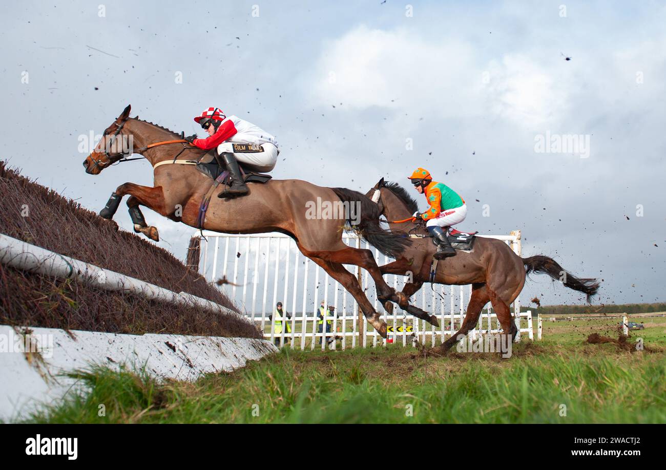 Action depuis l'hippodrome de Larkhill, Wiltshire, Royaume-Uni, alors ...