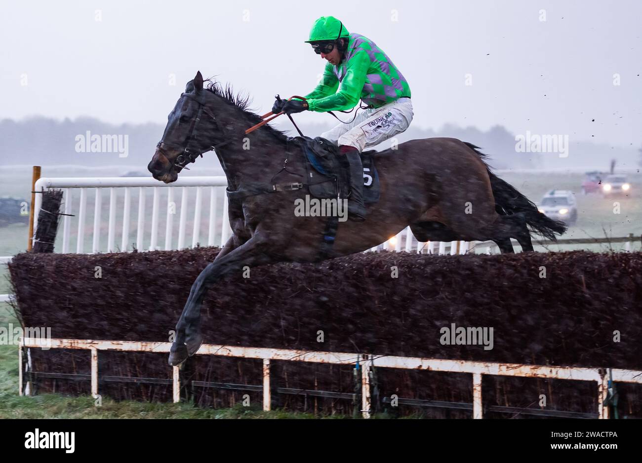Action depuis l'hippodrome de Larkhill, Wiltshire, Royaume-Uni, alors ...
