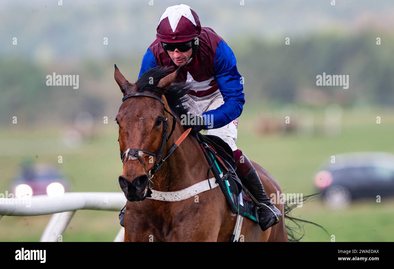 Le célèbre Clermont et le jockey Will Biddick ont terminé troisièmes ...